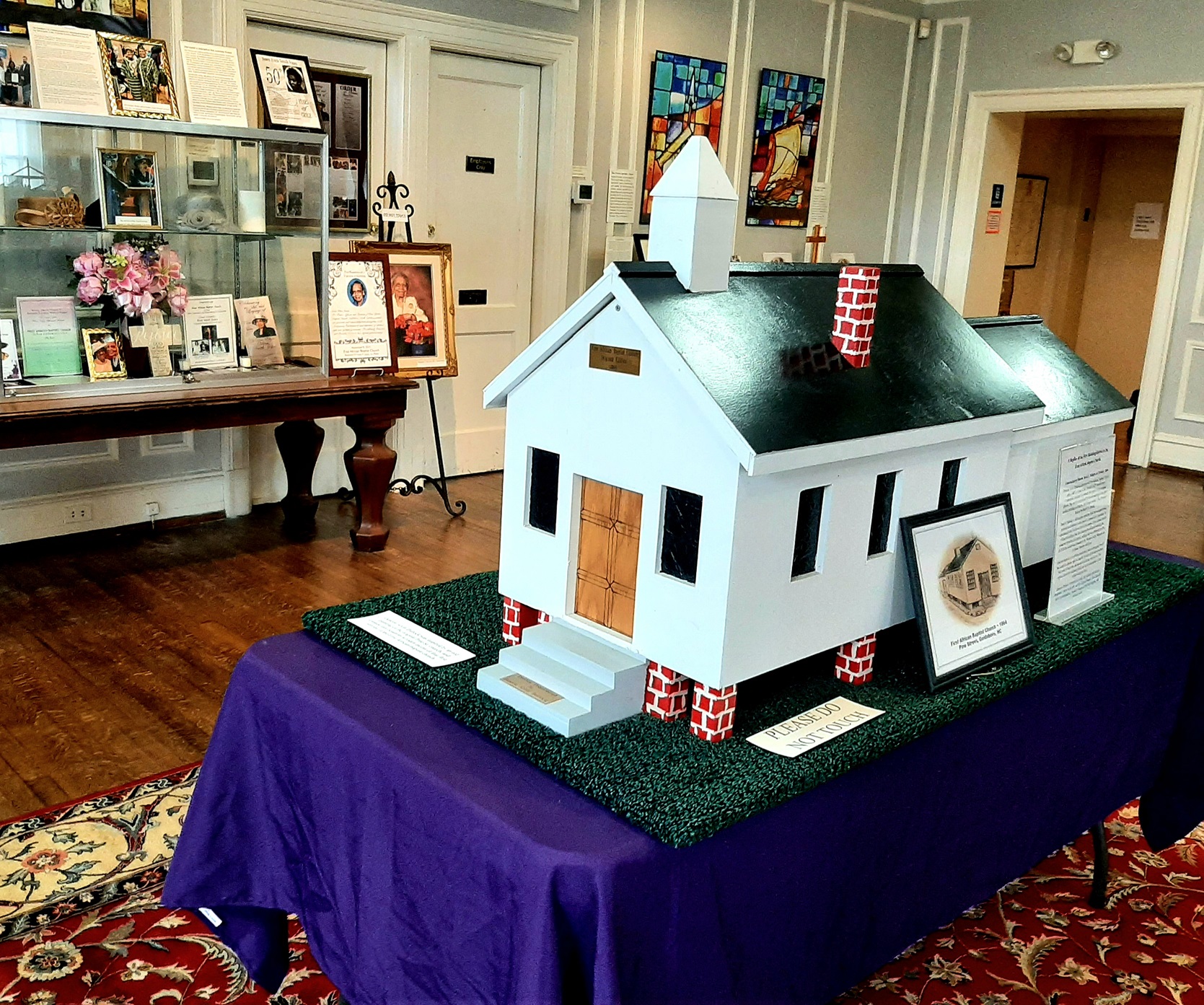 Current Exhibits – Wayne County Museum