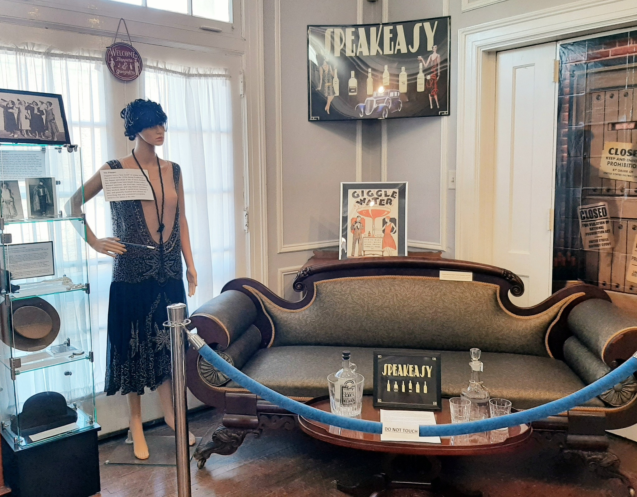 Current Exhibits – Wayne County Museum